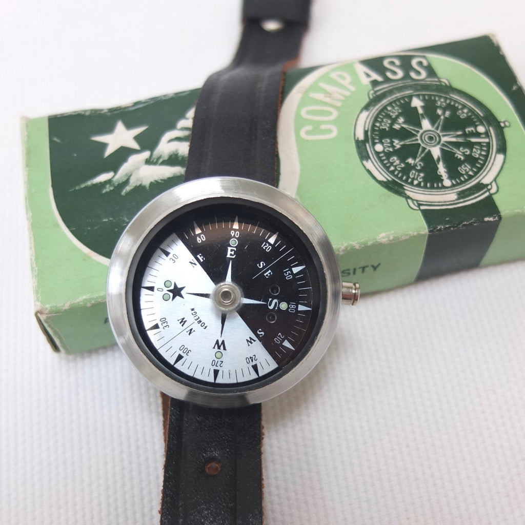 Japanese 'Singer's' Wrist Compass c.1960 – Compass Library