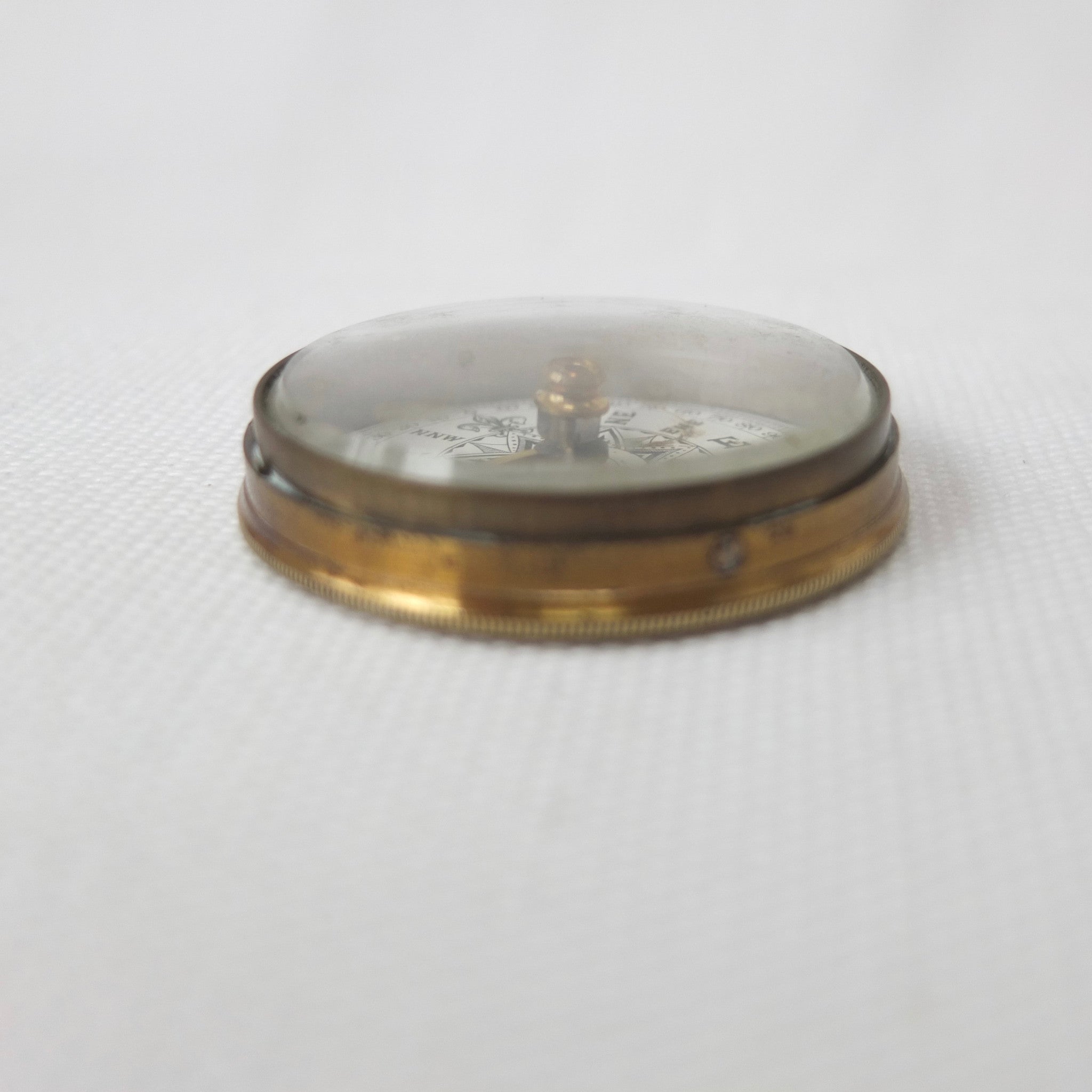Ross & Co. Brass Box Pocket Compass – Compass Library