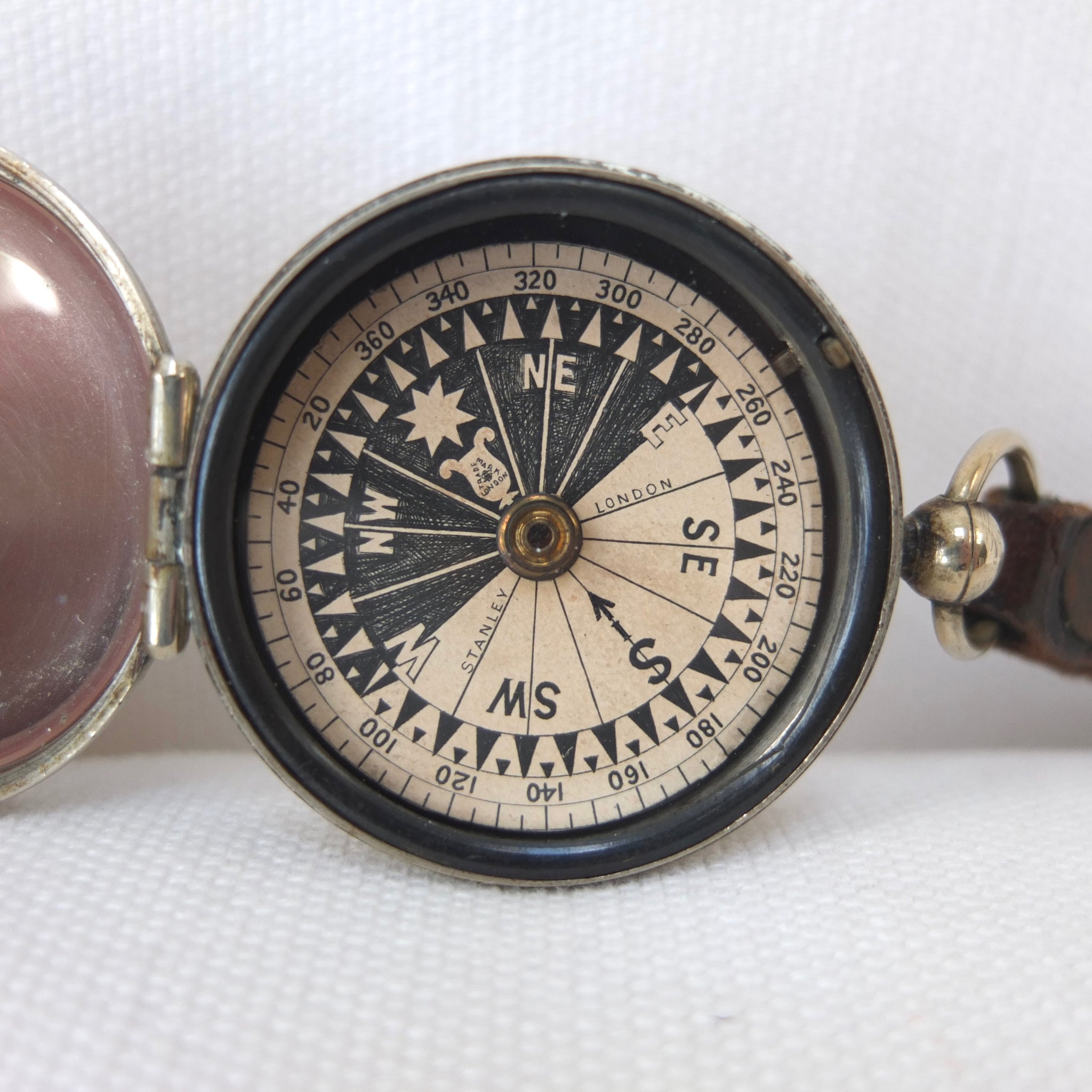 Francis Barker Indian Army Singer's Patent Compass 1868 – Compass Library