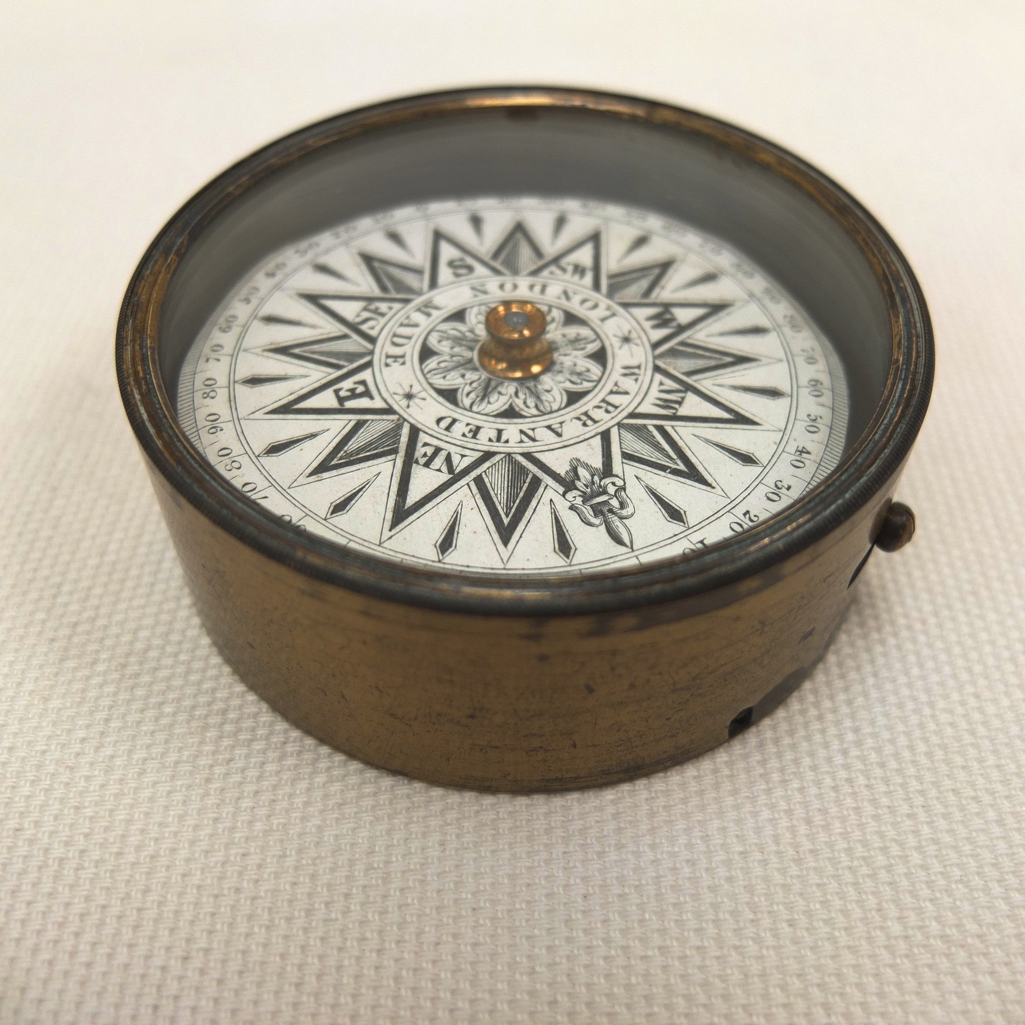 'Warranted London Made' Victorian Brass Compass c.1860 – Compass Library